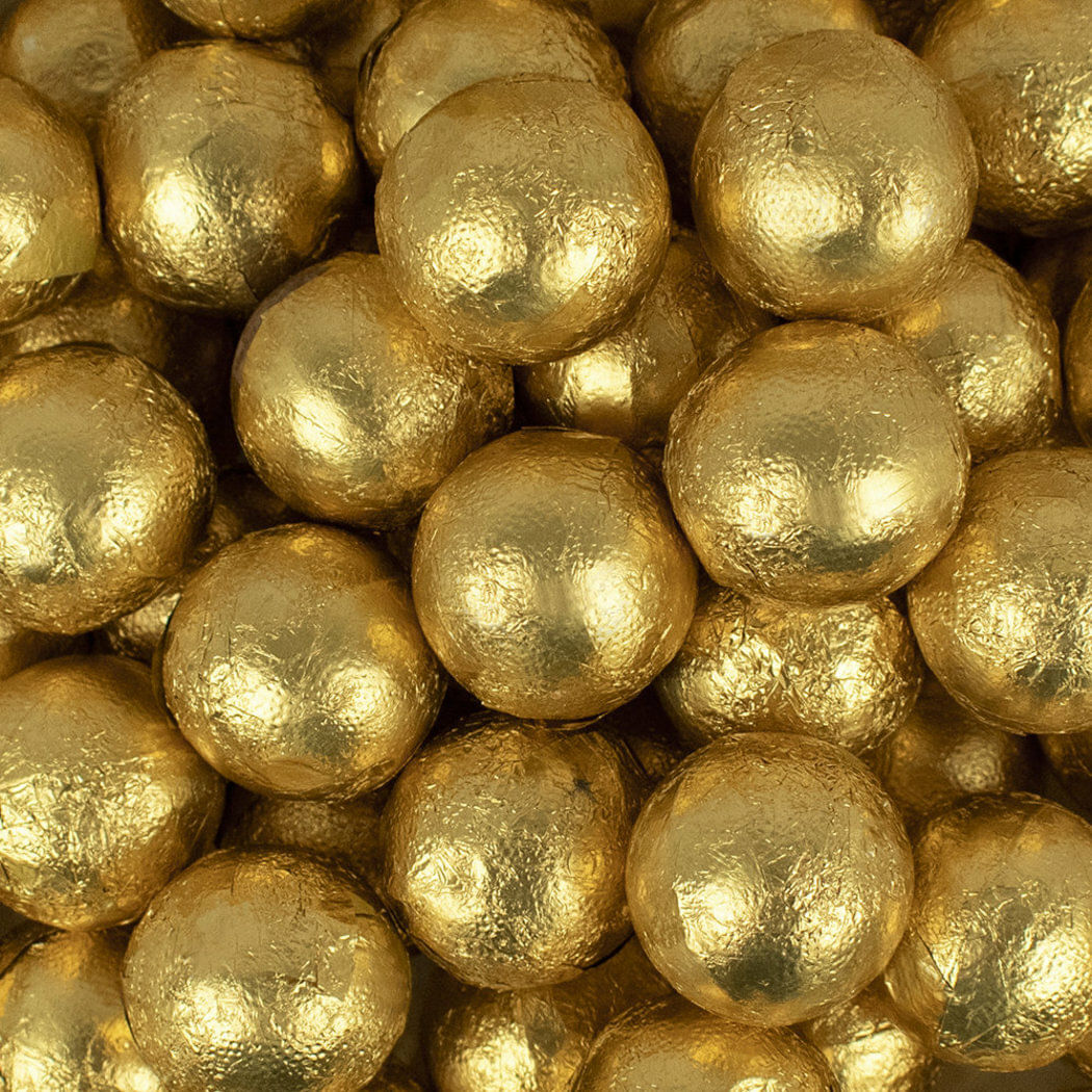 Gold Deluxe Candy Buffet Featuring Lindor Truffles by Lindt ...